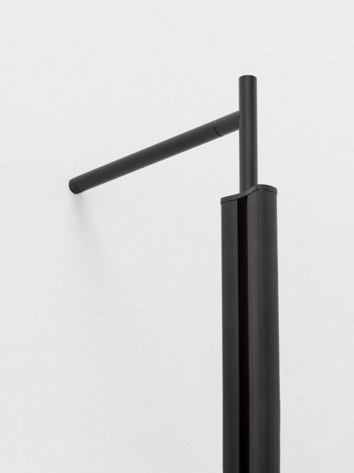 Avenue–Up — Vertical upright system