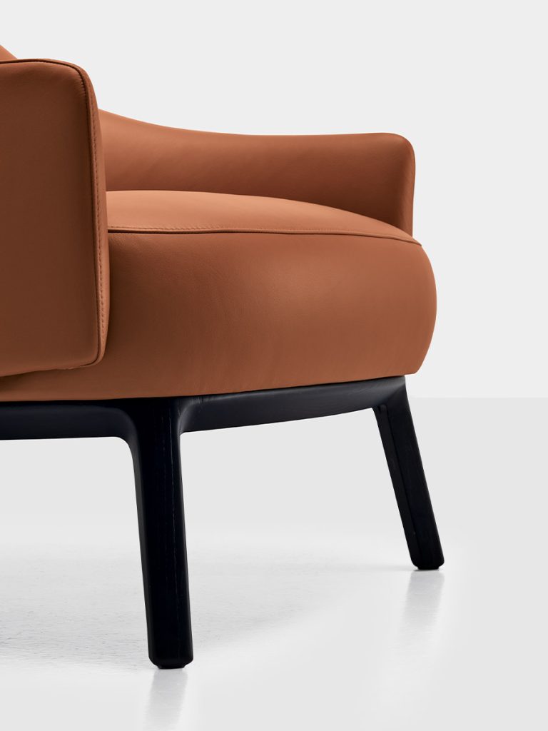 Bela by Kristalia — Small armchair with soft enveloping contours