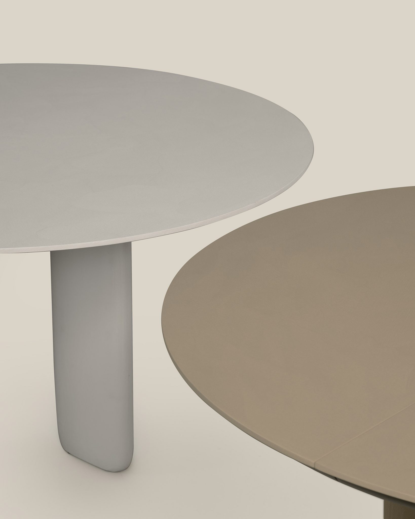 Pala by Kristalia — Extendible and fixed dining table
