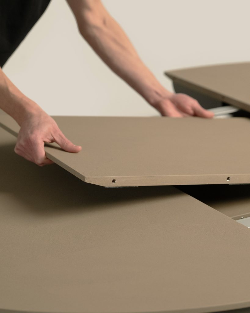 Pala by Kristalia — Extendible and fixed dining table