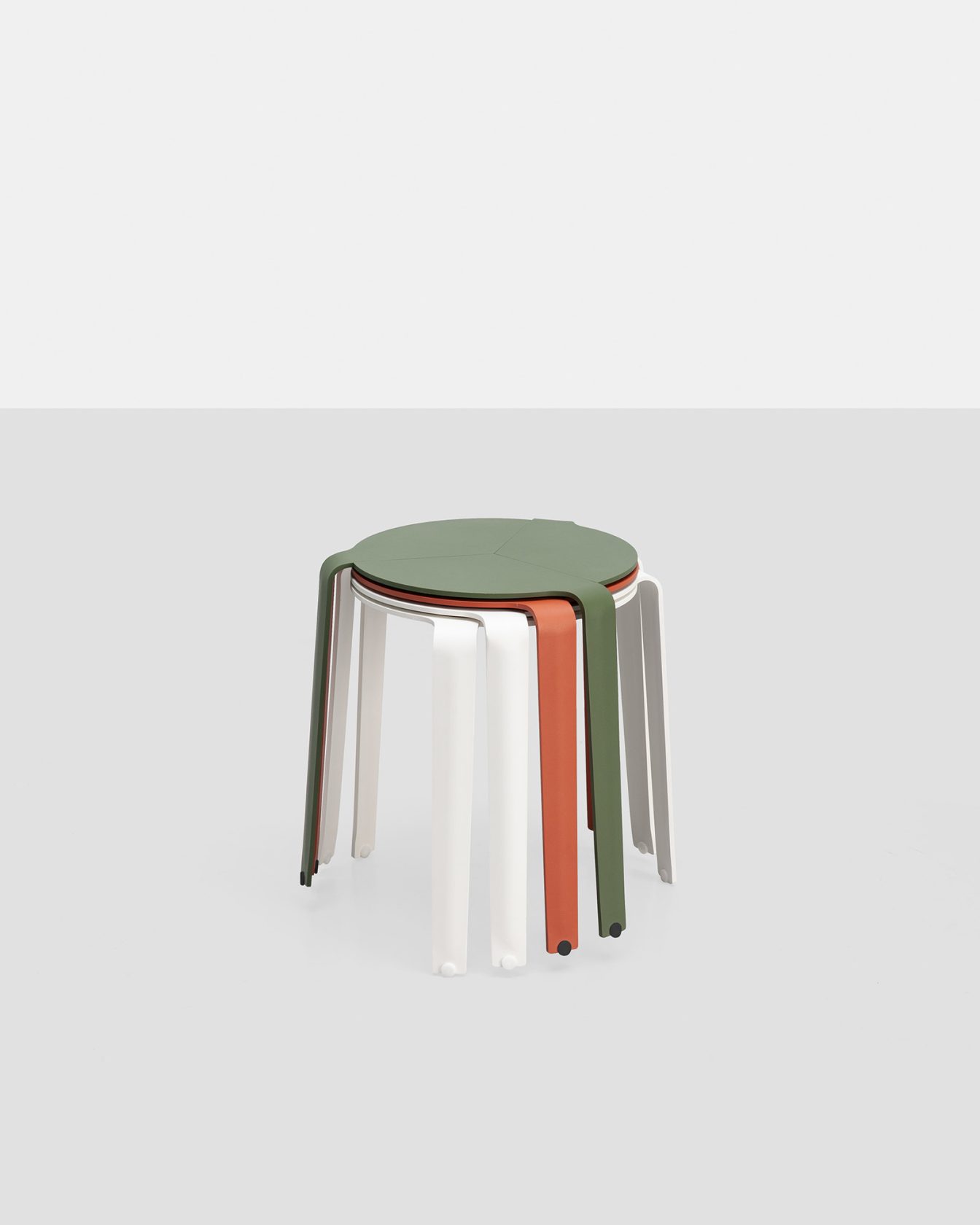 Palette by Kristalia — Aluminum three-legged table