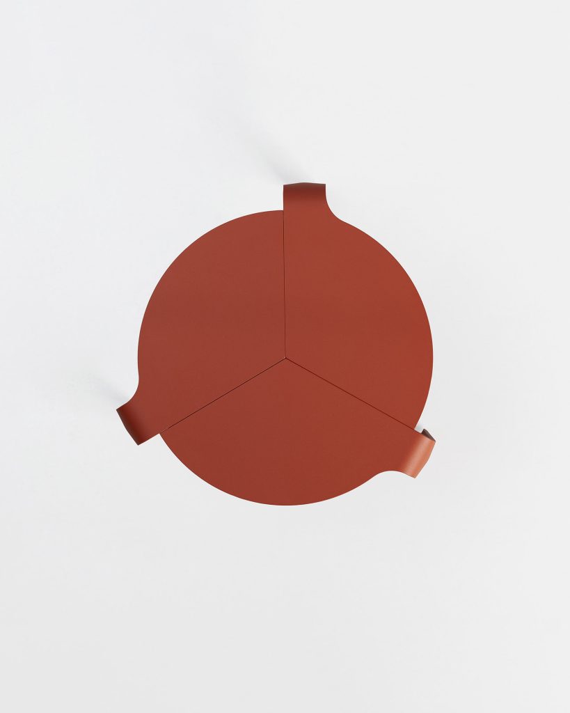 Palette by Kristalia — Aluminum three-legged table